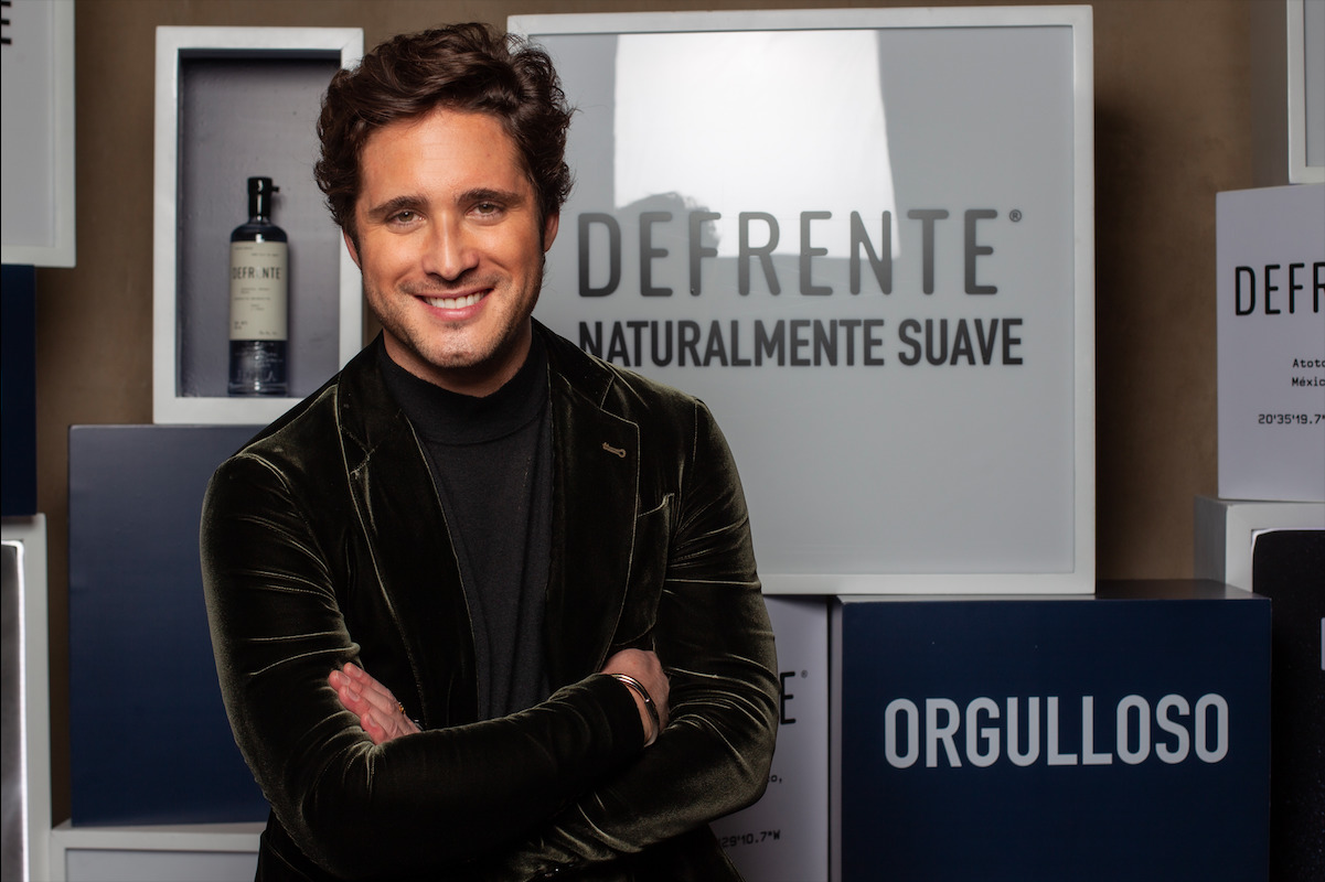 Diego Boneta lanza su propia marca de tequila, se llama Defrente y es ... Diego Boneta lanza su propia marca de tequila, se llama Defrente y es ...